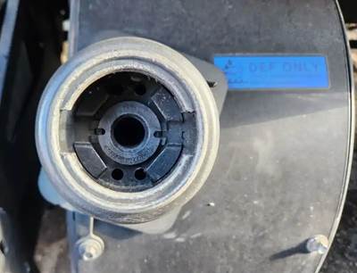 2015 Volvo VNL DEF Tank For Sale | Elkton, MD | P-493382 ...
