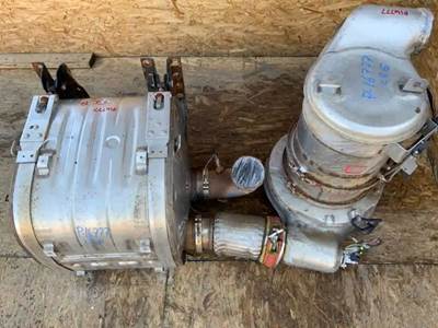 Mack Pinnacle CXU613 DPF Filter for a 2016 Mack CXU613 For Sale ...