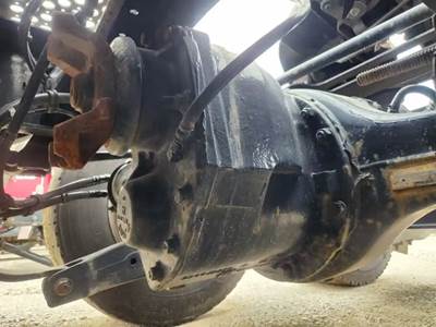 Meritor-Rockwell MT40-14X Complete Axle-Front Rears for a 2024 Kenworth ...