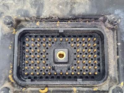 Caterpillar C7 Engine Control Module (ECM) for a 2006 Blue Bird ...