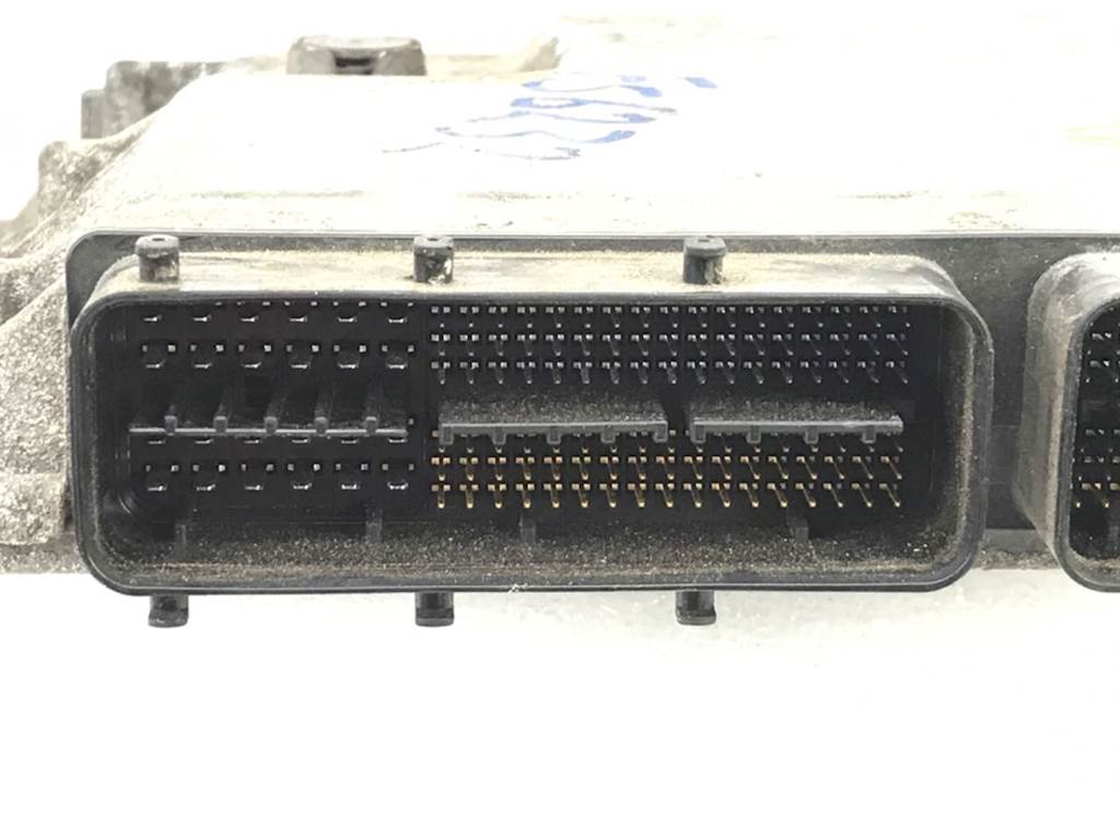 Isuzu 4HK1TC Engine Control Module (ECM) for a 2011 Isuzu NPR-HD For ...