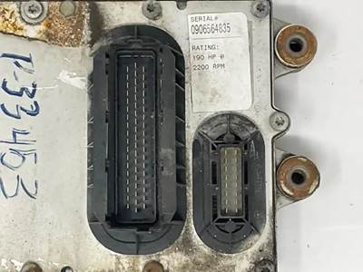 Mercedes-Benz OM906LA Engine Control Module (ECM) for a 2007 ...