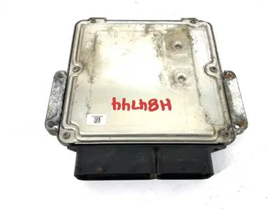 Mitsubishi F1C Engine Control Module (ECM) for a 2013 Mitsubishi FEC72S ...