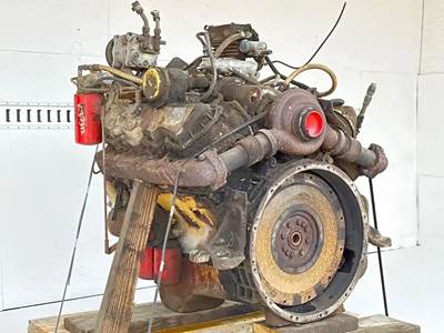 Caterpillar 3208 Engine for a 1988 Ford 8000 For Sale | Elkton, MD ...