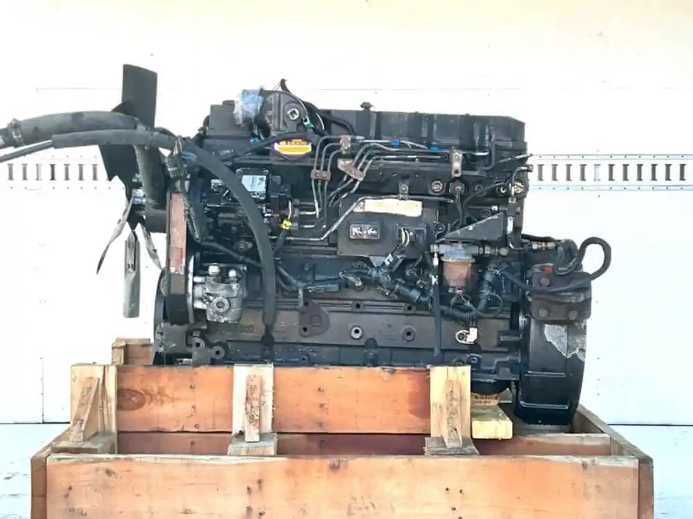 Cummins ISB Engine for a 2001 Freightliner MT55 Chassis For Sale ...