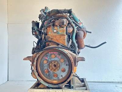 International DT466 Engine for a 1987 International 1954 For Sale ...