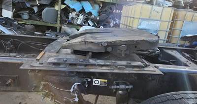 Fontaine AIR SLIDE Fifth Wheel for a 2022 Peterbilt 579 For Sale ...