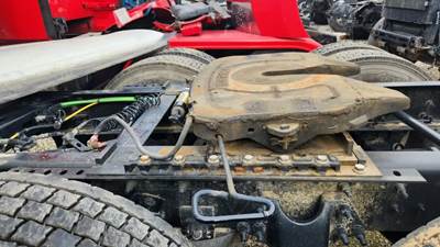 Fontaine SL7LWB675012 Fifth Wheel for a 2024 International LT62F For ...