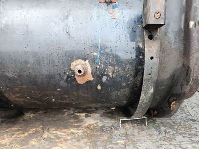 2004 Autocar WX Left Fuel Tank For Sale | Elkton, MD | 20371175 ...