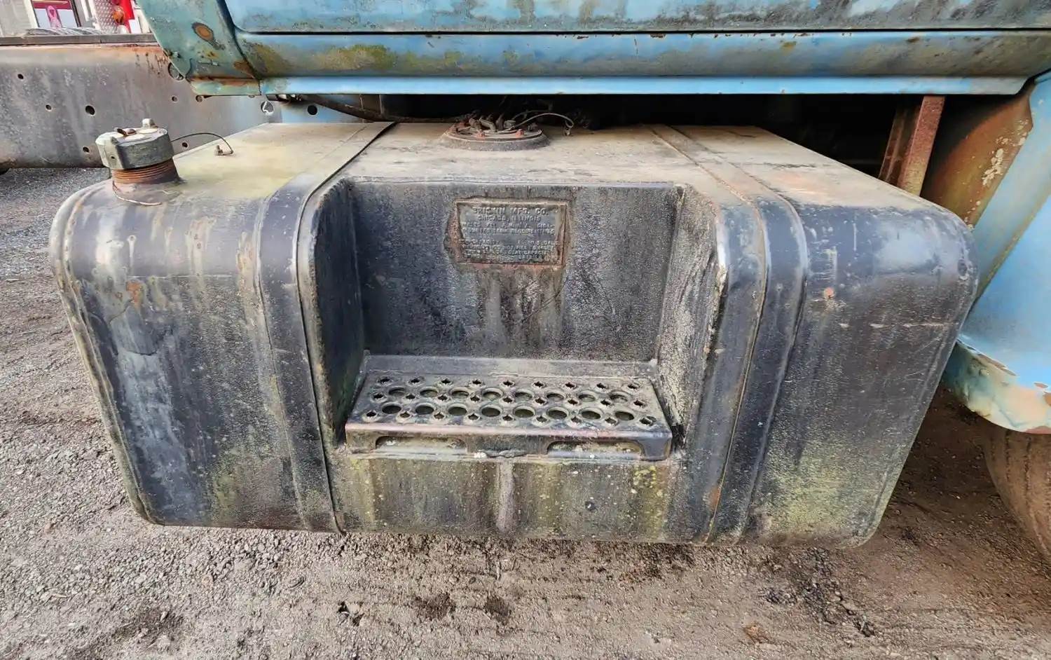 1987 Chevrolet C60 Right Fuel Tank For Sale | Elkton, MD | P-64351 ...