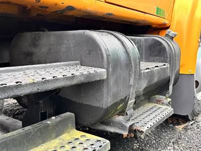 2002 International 4900 Right Fuel Tank For Sale | Elkton, MD | P ...