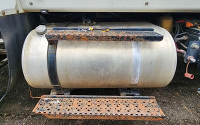 2014 International WorkStar 7500 Left Fuel Tank For Sale | Elkton, MD ...