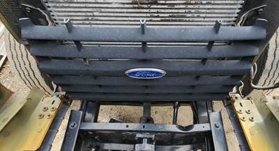 Ford F-800 Grille for a 1995 Ford F800 For Sale | Elkton, MD | P-75457 ...