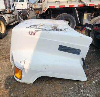 2000 Mack CH613 Hood For Sale | Elkton, MD | P-52573 | MyLittleSalesman.com