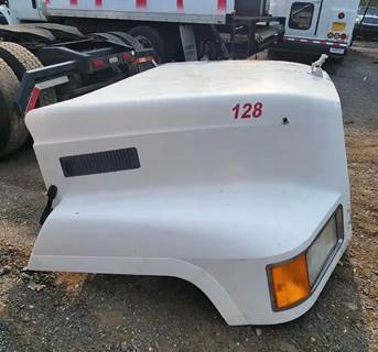 2000 Mack CH613 Hood For Sale | Elkton, MD | P-52573 | MyLittleSalesman.com