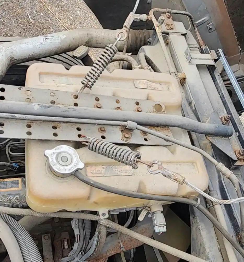 1997 Ford L8000 Radiator Overflow Bottle / Surge Tank For Sale | Elkton ...