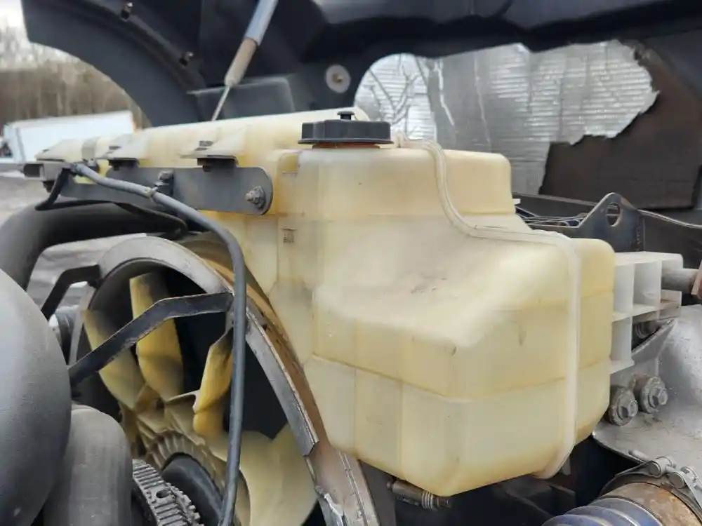Mack Granite GU713 Radiator Overflow Bottle / Surge Tank for a 2016 ...