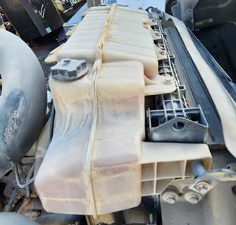 Mack Granite GU813 Radiator Overflow Bottle / Surge Tank for a 2017 ...