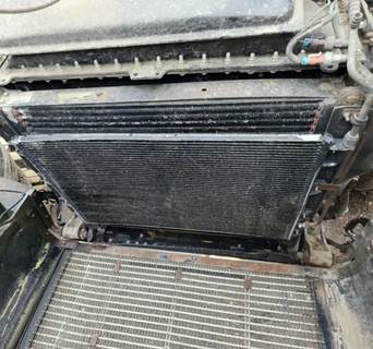 2006 Kenworth T800 Radiator For Sale | Elkton, MD | P-68762 ...