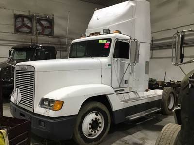 1998 Freightliner FLD120 Salvage Truck For Sale | Elkton, MD | F55641 ...