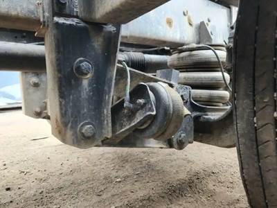 Meritor-Rockwell Tag / Pusher Axle for a 2006 Mack CV713 Granite For ...