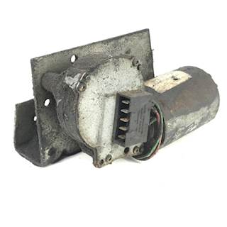 Freightliner MT55 Windshield Wiper Motor for a 2001 Freightliner MT55 ...