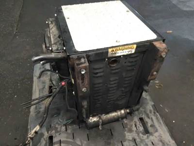 Thermo King Auxiliary Power Unit (APU) for a 2014 Freightliner Cascadia ...
