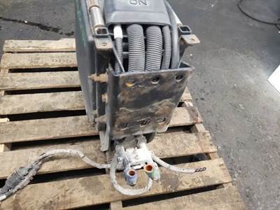 2016 Peterbilt 579 DEF Tank For Sale | Kankakee, IL | 230682-6 ...