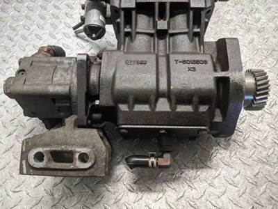 International DT466 Air Compressor For Sale | Kankakee, IL | P-100996 ...