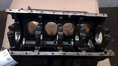 Caterpillar 3208 Engine Block / Cylinder Block For Sale | Kankakee, IL ...
