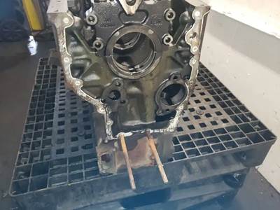 Volvo VED7 Engine Block / Cylinder Block for a 2000 Volvo WXLL For Sale ...