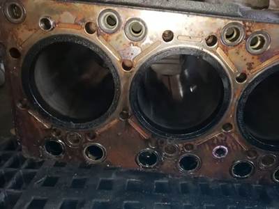 Volvo VED7 Engine Block / Cylinder Block For Sale | Kankakee, IL | P ...
