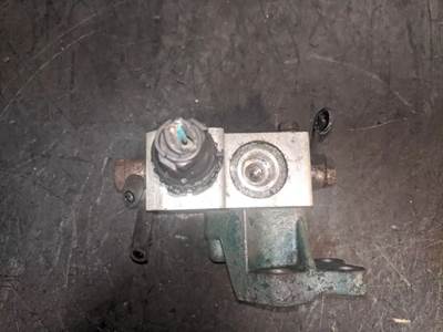 Volvo D13 Engine Part For Sale | Kankakee, IL | P-11903 ...