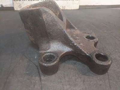 2006 Freightliner Columbia 120 Engine Mount For Sale | Kankakee, IL ...