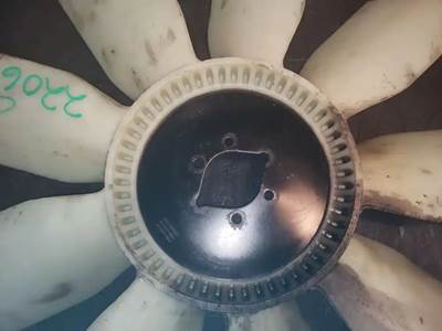 Mercedes-Benz MBE 4000 Fan for a 2007 Freightliner COLUMBIA 120 For ...