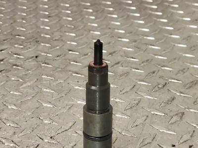 Cummins 6BT Fuel Injector For Sale | Kankakee, IL | P-15015 ...