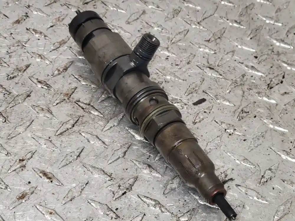 Detroit DD15 Fuel Injector For Sale | Kankakee, IL | P-14906 ...