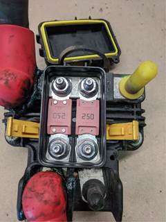 2020 International LT625 Fuse Box For Sale | Kankakee, IL | 210328-22 ...