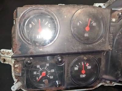 GMC Sierra Instrument Panel Cluster For Sale | Kankakee, IL | P-13203 ...
