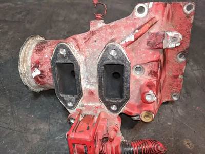 Cummins ISB Intake Manifold for a 2010 Blue Bird BB Conventional For ...