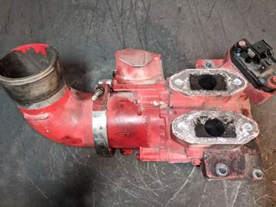 Cummins ISB Intake Manifold for a 2016 International DuraStar 4300 For ...