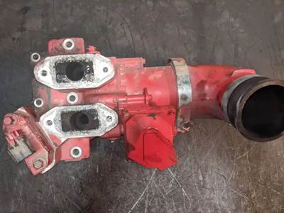 Cummins ISB Intake Manifold for a 2016 International DuraStar 4300 For ...