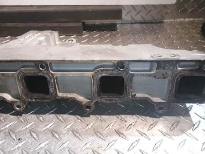 Mercedes-Benz MBE 926 Intake Manifold for a 2010 Freightliner B2 For ...
