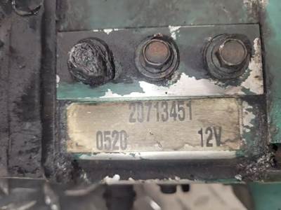 Volvo VED12 Intake Manifold For Sale | Kankakee, IL | P-14830 ...