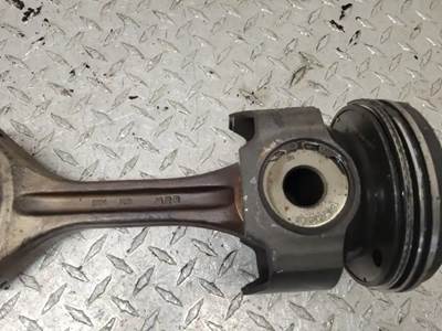 Caterpillar C15 Piston / Rod For Sale | Kankakee, IL | P-15077 ...
