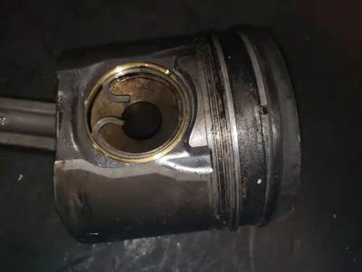 Mercedes-Benz OM460 Piston / Rod For Sale | Kankakee, IL | P-13591 ...