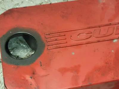 Cummins ISB Valve Cover for a 2009 Freightliner B2 For Sale | Kankakee ...