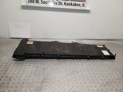 Detroit DD15 Valve Cover for a 2011 Freightliner Cascadia 125 For Sale ...