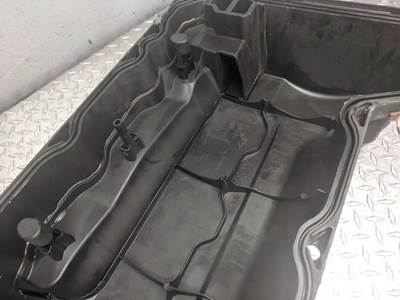 Volvo D13 Valve Cover For Sale | Kankakee, IL | P-11807 ...