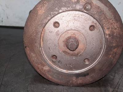 Caterpillar 3208 Water Pump for a Universal For Sale | Kankakee, IL | P ...